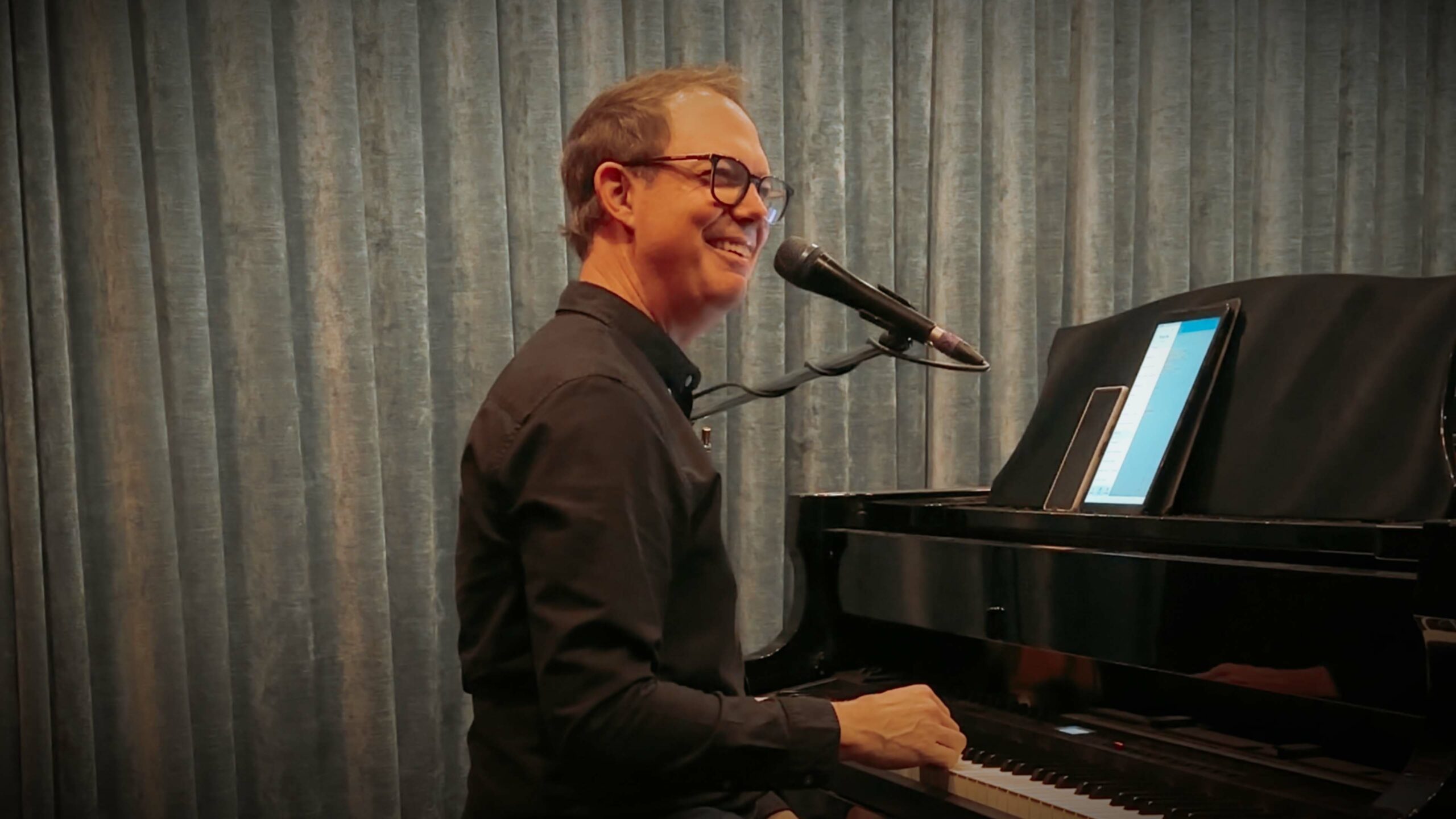 From Piano Bars to Private Stages: The Professional and Personal Music ...
